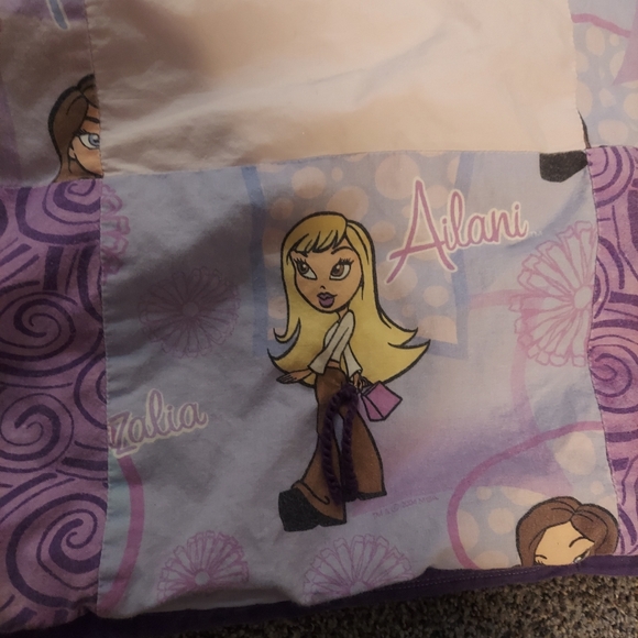Lil Bratz | Bedding | Vintage Y2k Bratz Purple Quilt Blanket Soft ...